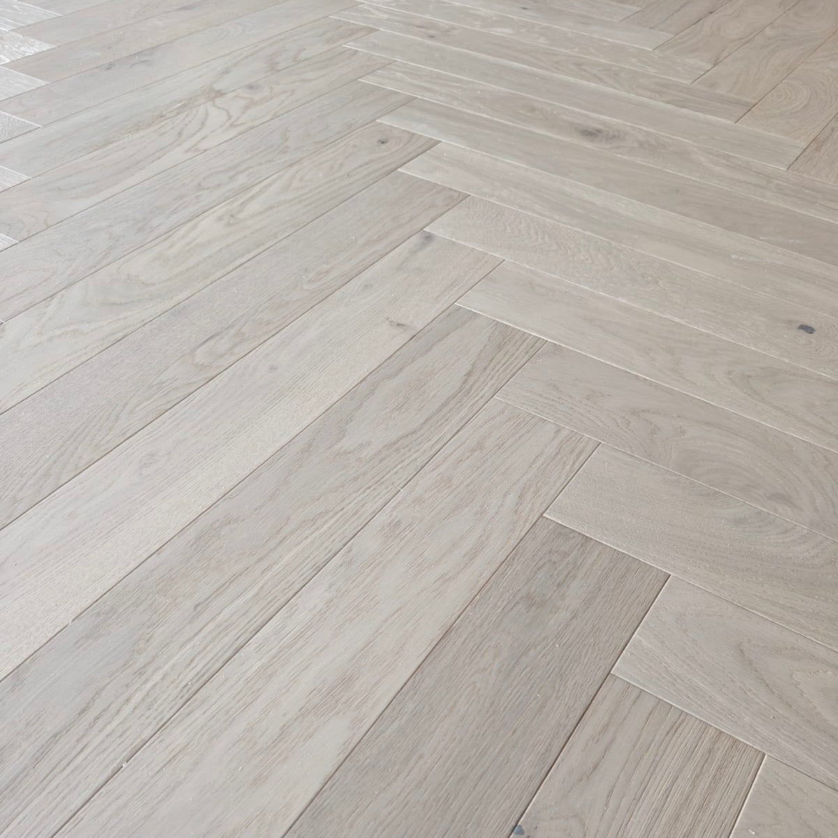 Fika Florence Oak Herringbone (Engineered Flooring) – Wood Floor Store